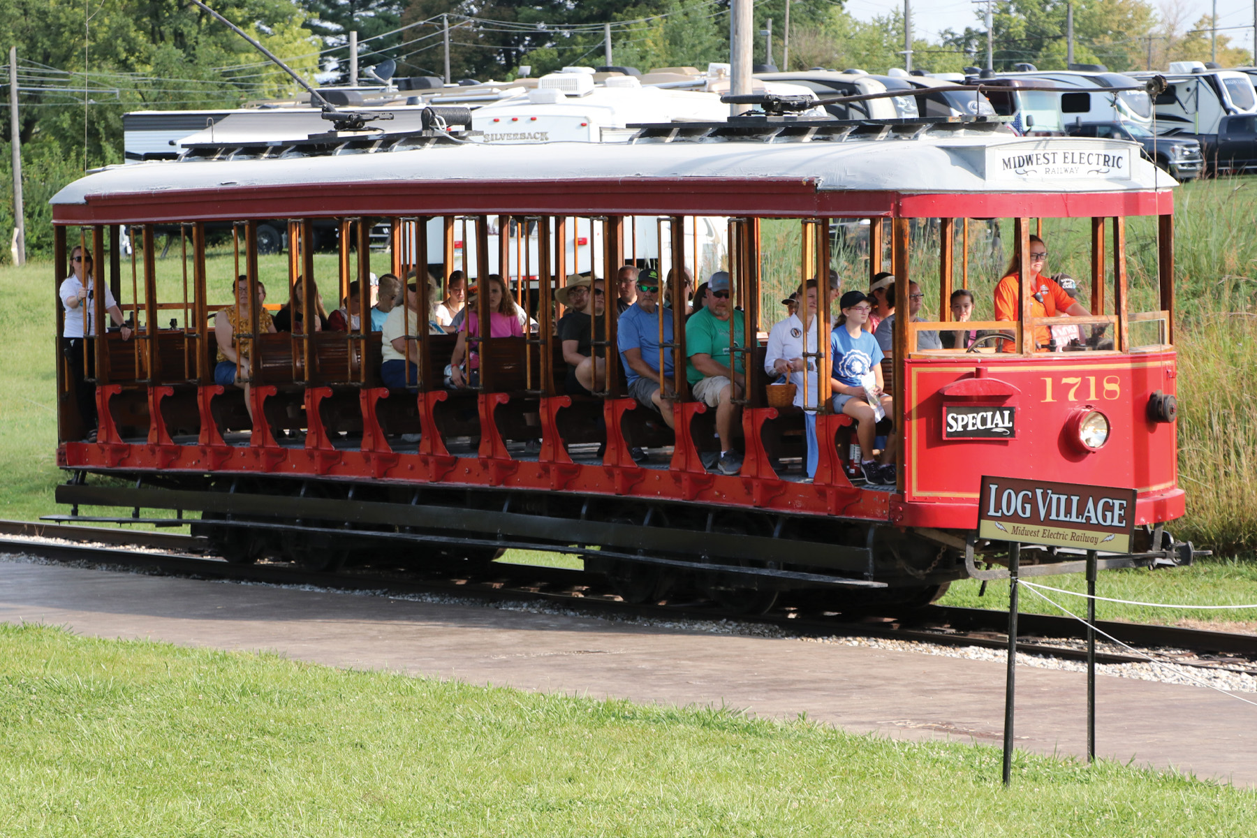 Midwest Electric Railway - Midwest Old Settlers & Threshers Association